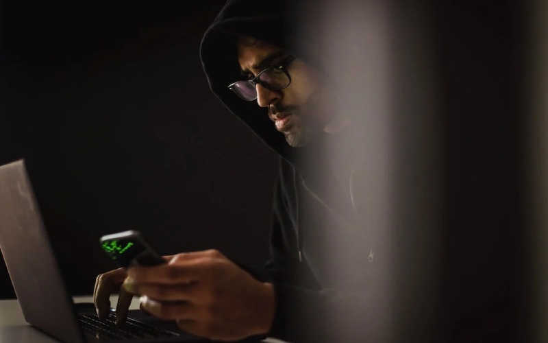 Authorities Issue New Alert Regarding USPS Text Message Scam ...